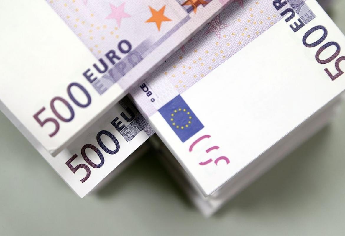 Cota o Do Euro Iguala Ao D lar Pela Primeira Vez Em 20 Anos Sapicu cota-o-do-euro-iguala-ao-d-lar-pela-primeira-vez-em-20-anos-sapicu